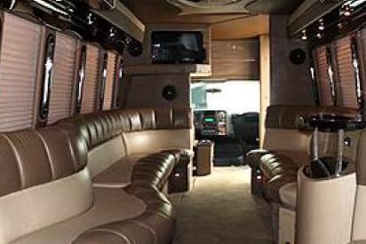 Bowling Green Party Bus Rental | Rent Party Bus & Charter Buses in ...