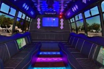 Detroit Party Bus Rental | Rent Party Bus & Charter Buses in Detroit